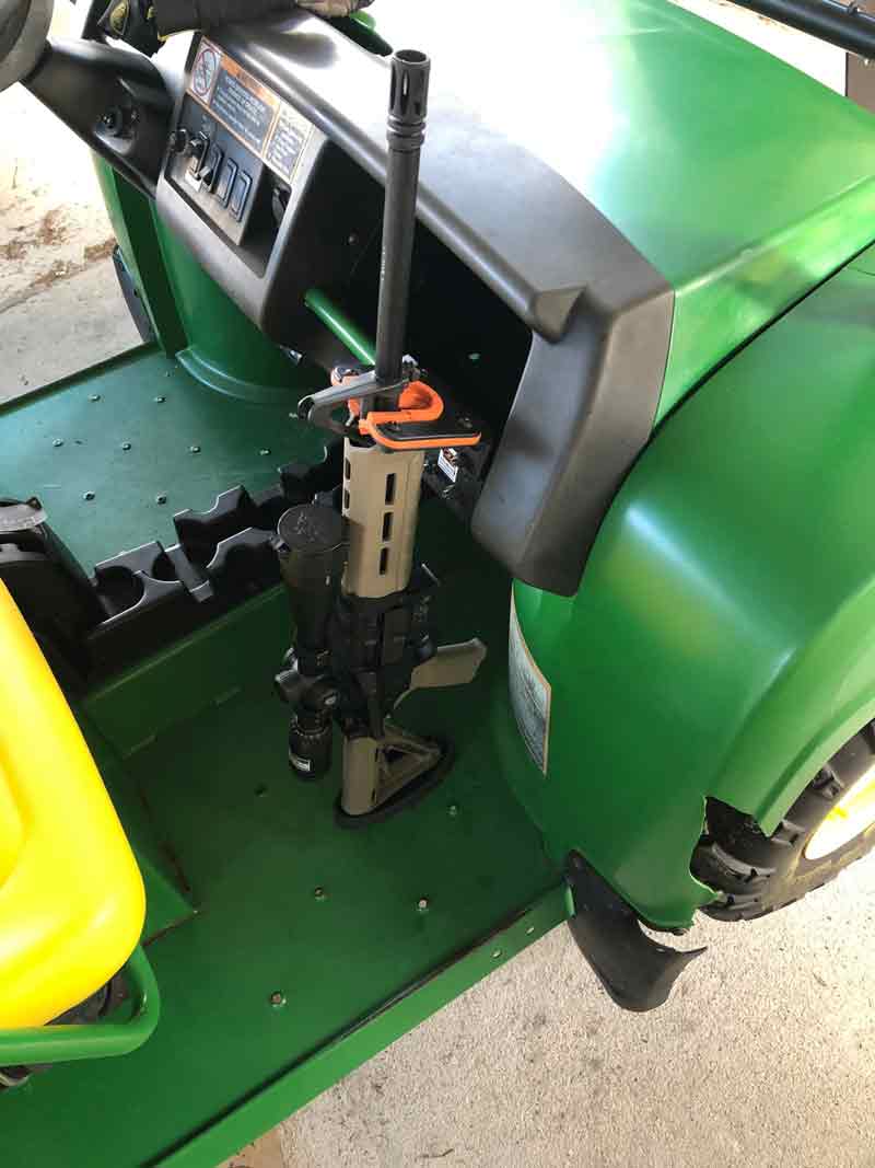 2007 XUV 850D John Deere 310VT Gun Rack Installed - The Gun Grabber